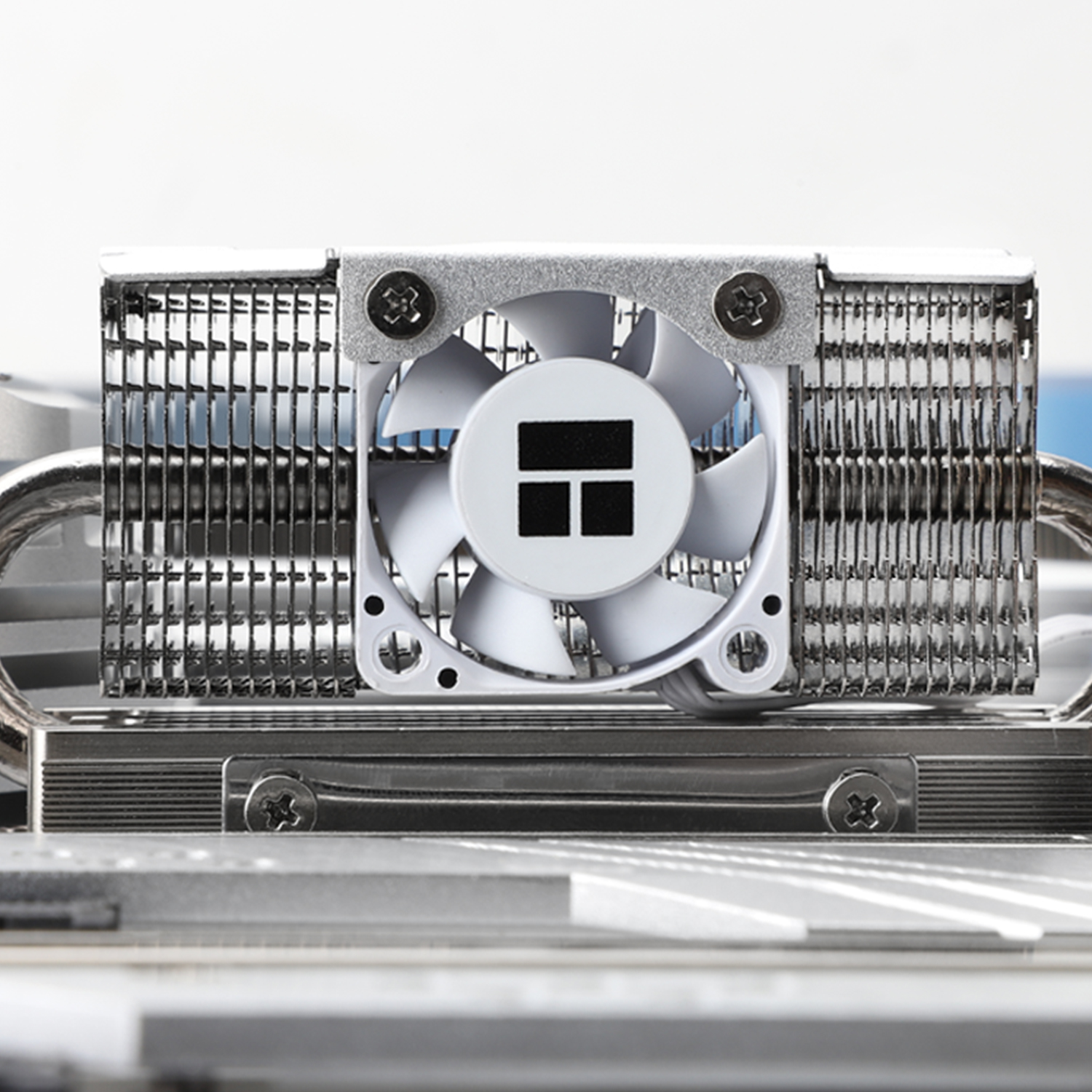 HR-10 2280 PRO – Thermalright